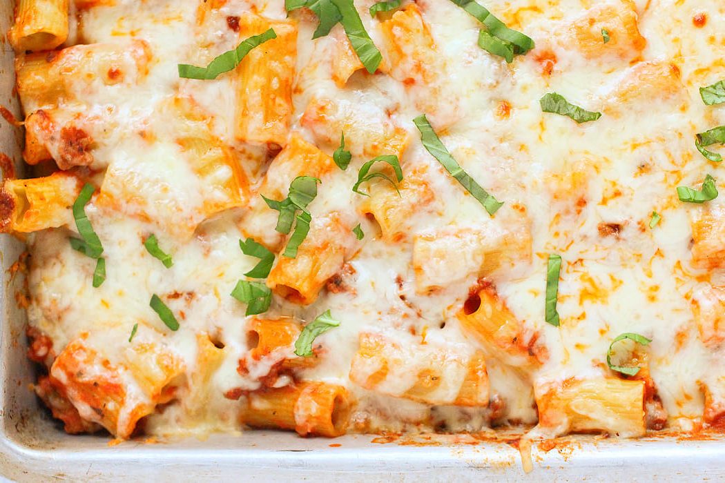 Cheesy Baked Rigatoni - Mama Loves Food