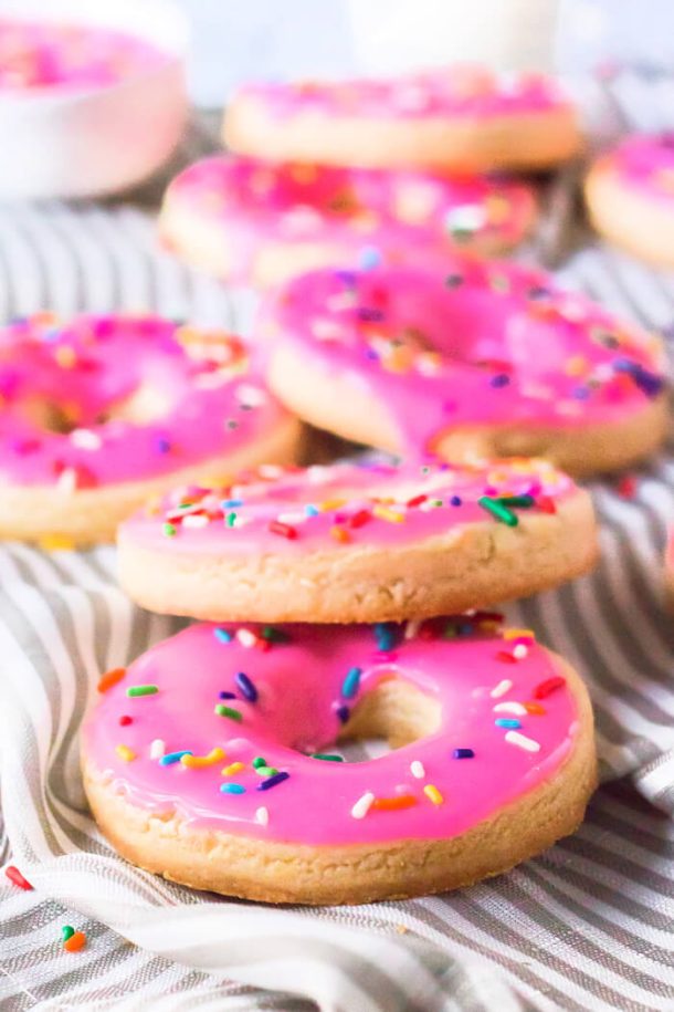 Donut Cookies - Mama Loves Food