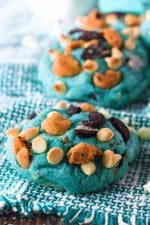 Cookie Monster Cookies - Mama Loves Food