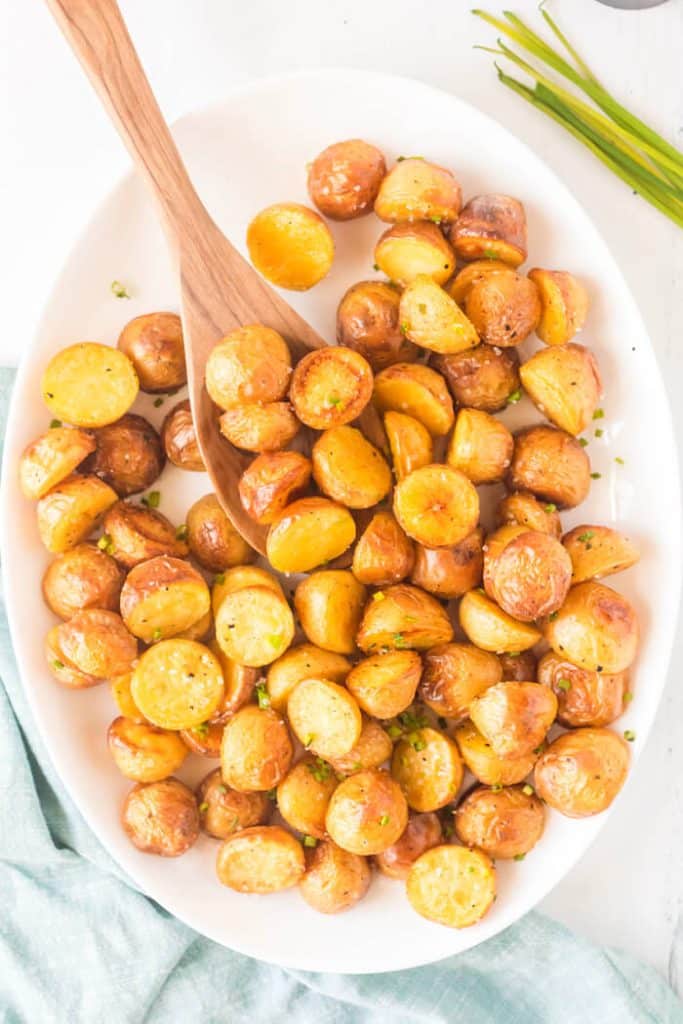 Salt and Vinegar Potatoes - Mama Loves Food