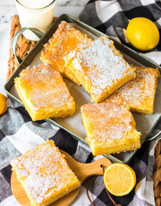 Lemon Gooey Butter Cake - Mama Loves Food