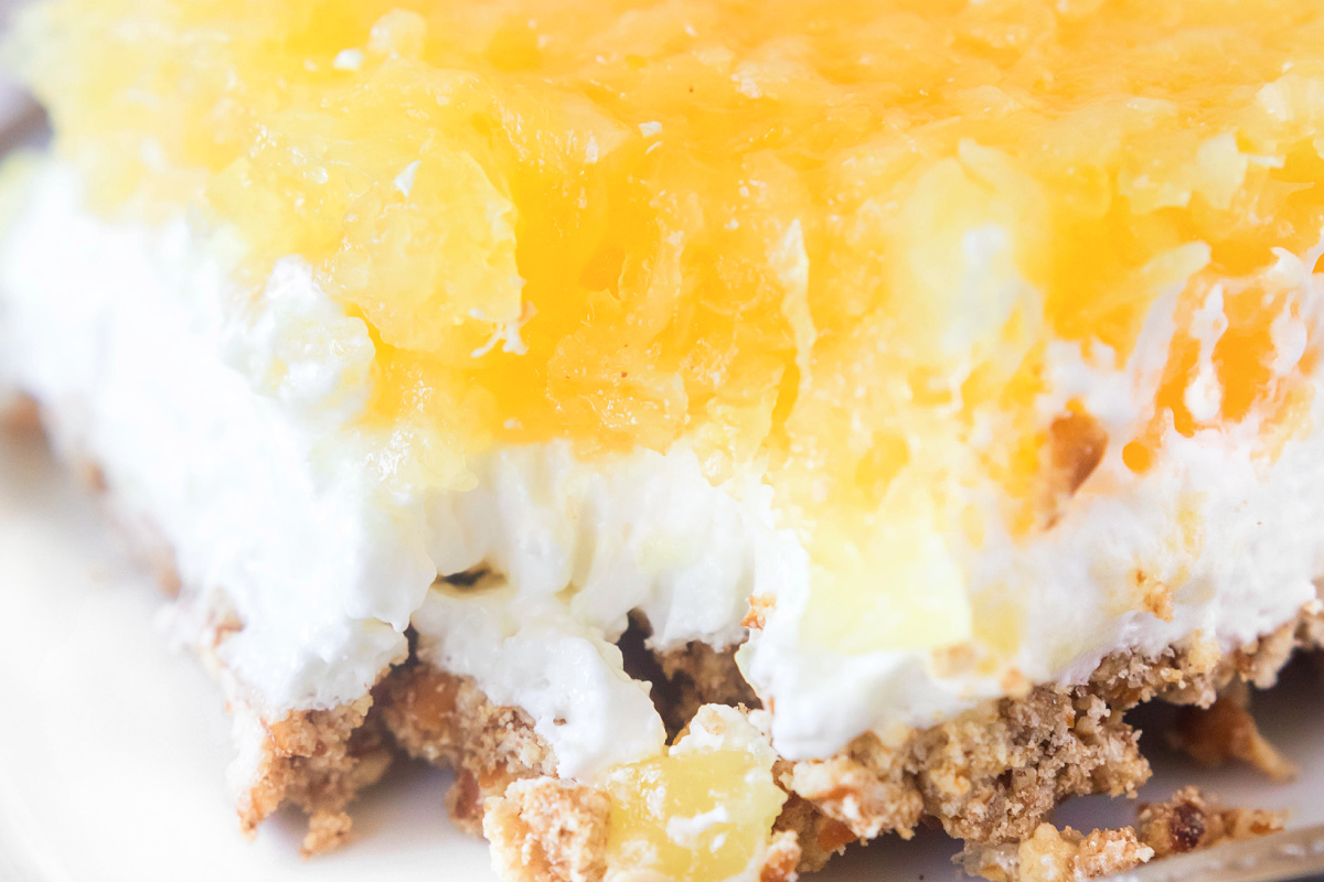 Pineapple Pretzel Salad - Mama Loves Food
